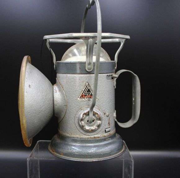 Vintage Delta Powerlite Lantern by Delta Electric Company, Made in USA ...