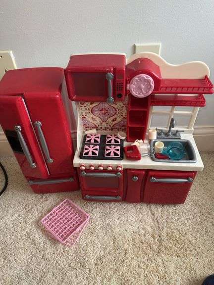Our Generation doll kitchen set - Auction Ohio