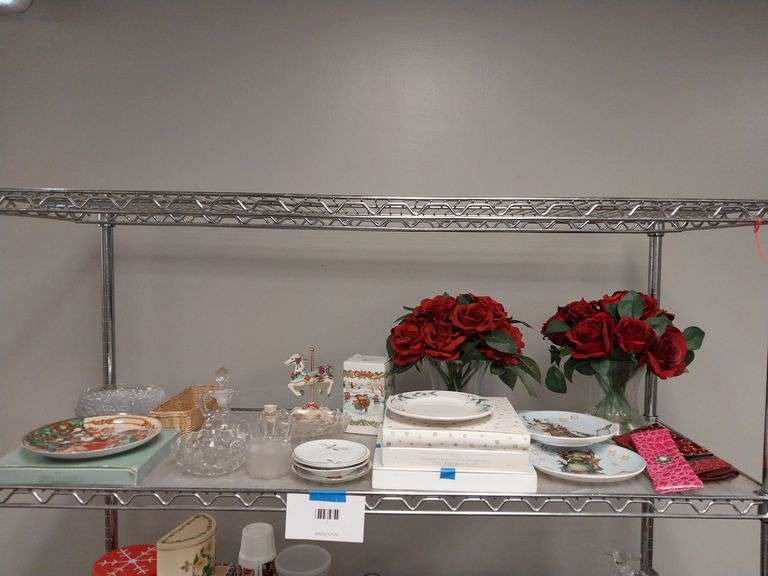 See all Photos of items available in this Lot. - Auction Ohio