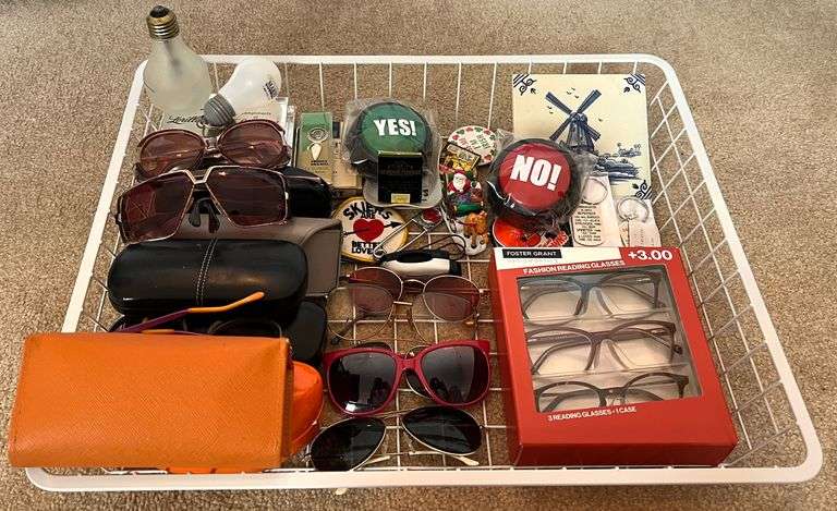 Misc. Glasses & Accessories - Auction Ohio