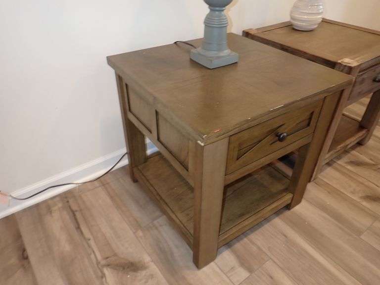 Two Side Tables - Two Lamps Combo - Auction Ohio