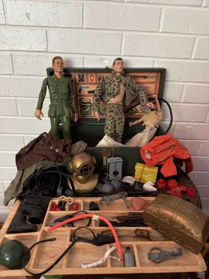 GI Joe Action Lot with Storage Box & Accessories - Auction Ohio
