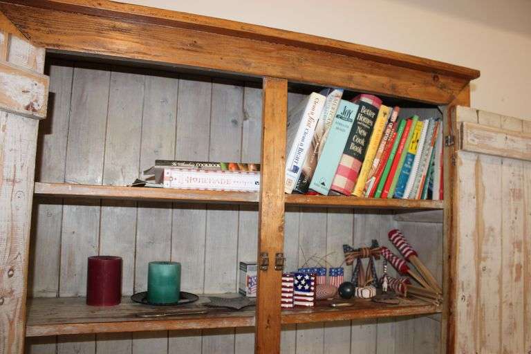 Books & Décor - Auction Ohio