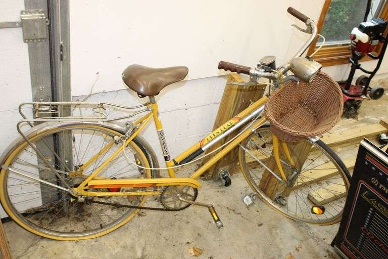 Huffy Open Road 3 Speed Bicycle - Auction Ohio