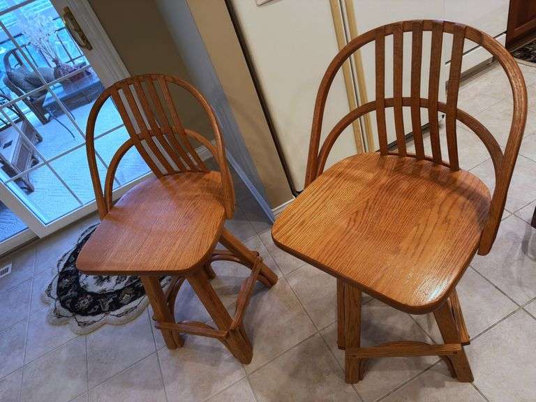 Solid oak, swivel bar stools - set of 2 - Auction Ohio