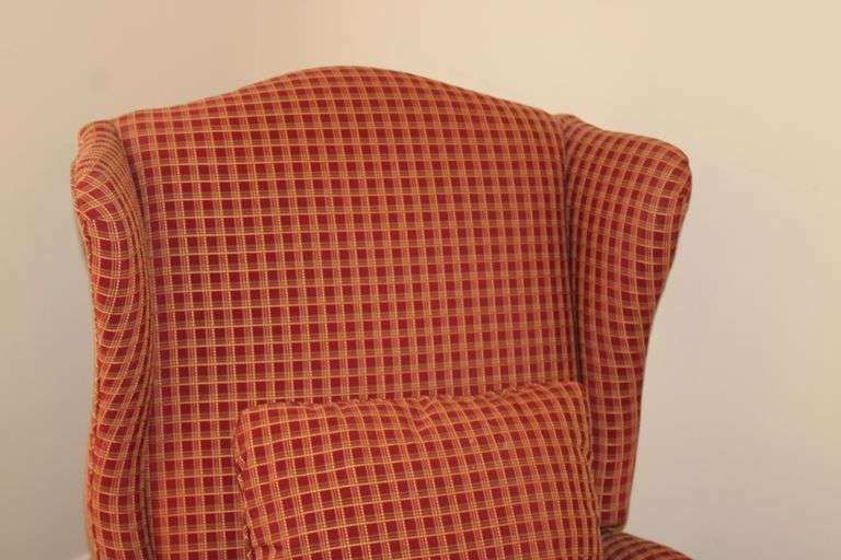 Red Plaid Wingchair Recliner - Auction Ohio