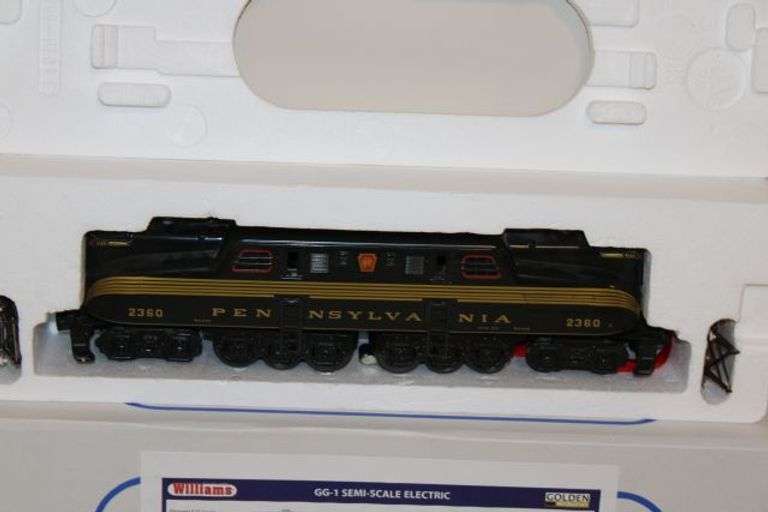 Williams GG-1 Semi-Scale Electric PRR Green 5 Stripe Model Train ...