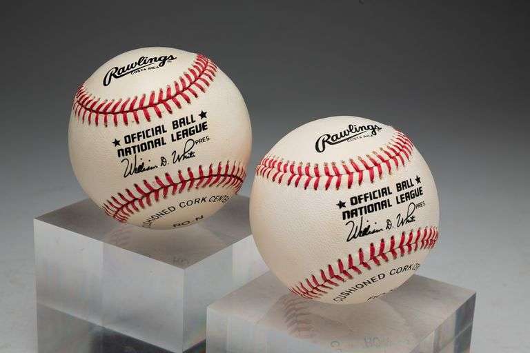 TWO (2) AUTOGRAPHED BASEBALLS - Auction Ohio