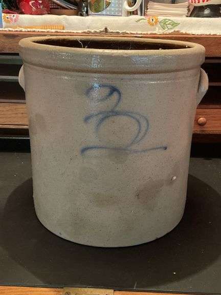 Antique Salt Glazed Crock - Auction Ohio