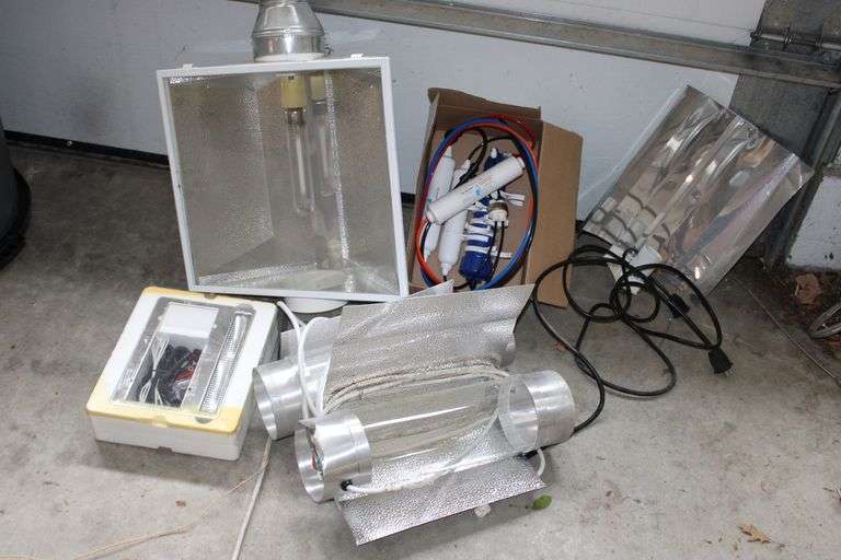 Light Fixtures & More - Auction Ohio
