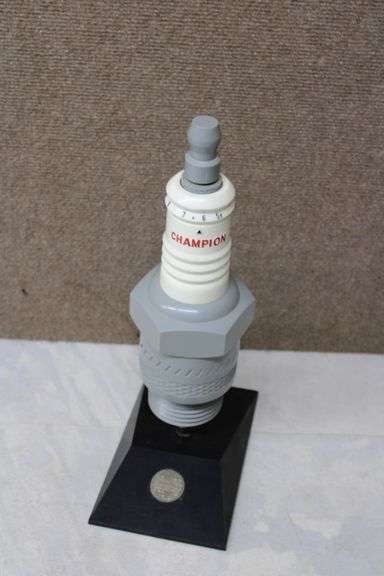 Champion Spark Plug Replica Decorative Radio - Auction Ohio