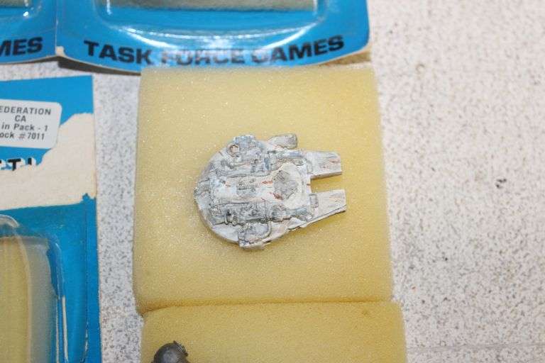 Miniature Star Trek Spacecraft Models - Auction Ohio