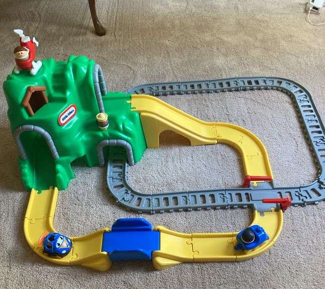 Vintage Little Tikes Peak Road And Rail Set With Plastic Storage Tote ...