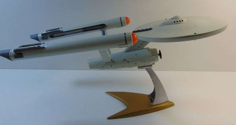 Starship Model - Auction Ohio
