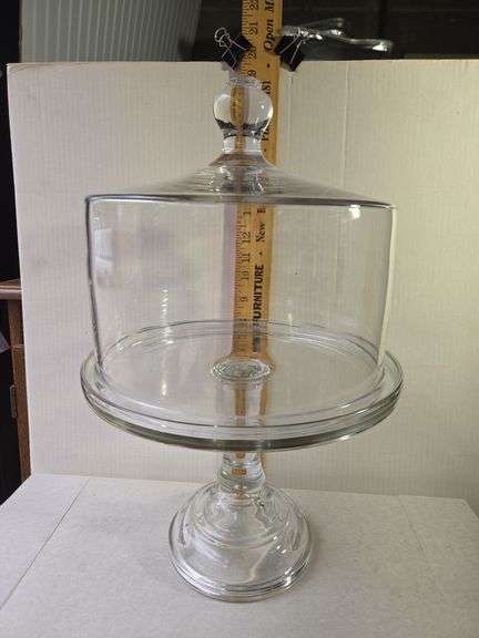 Vintage glass pedestal cake platter with dome - Auction Ohio