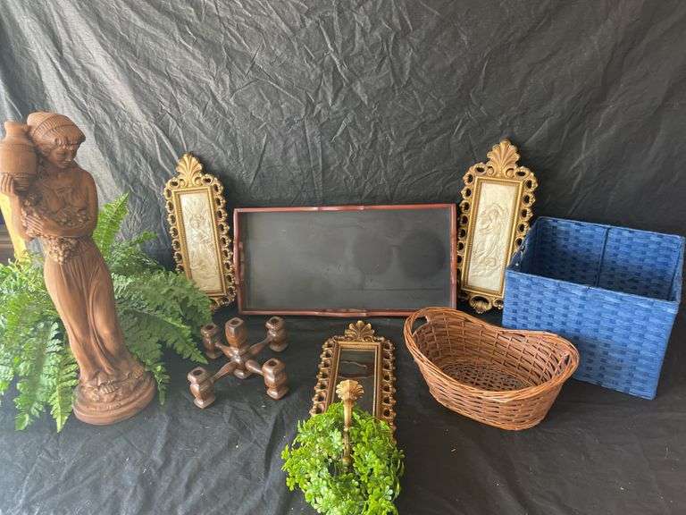 Decor Lot - Auction Ohio