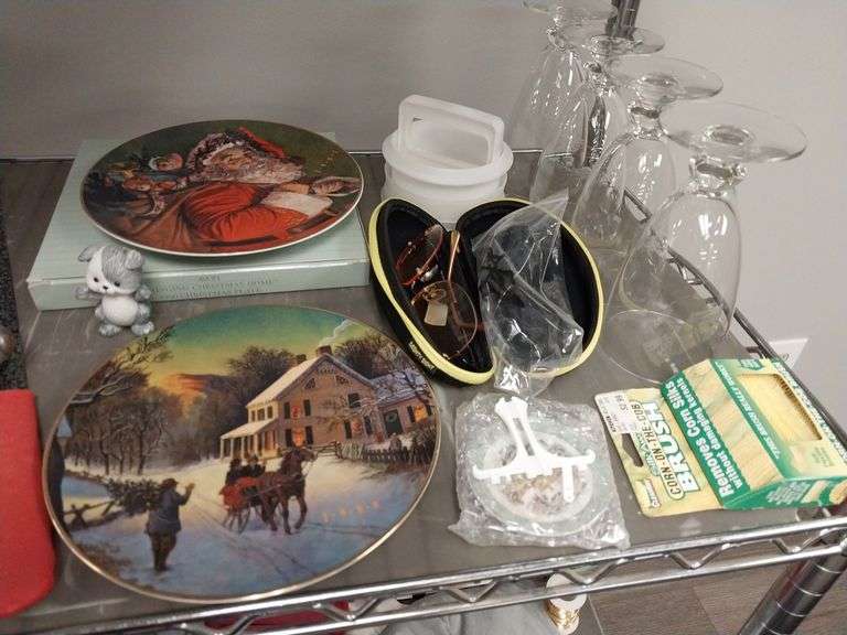 See all Photos of items available in this Lot. - Auction Ohio