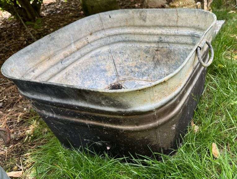 Large Galvanized Metal Wash Tub with Black Painted Exterior and Handles ...
