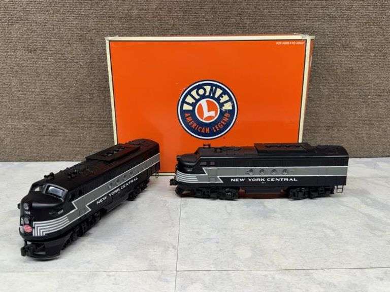 Lionel FT AA NYC Conventional Diesel Locomotive Set with Box - Auction Ohio