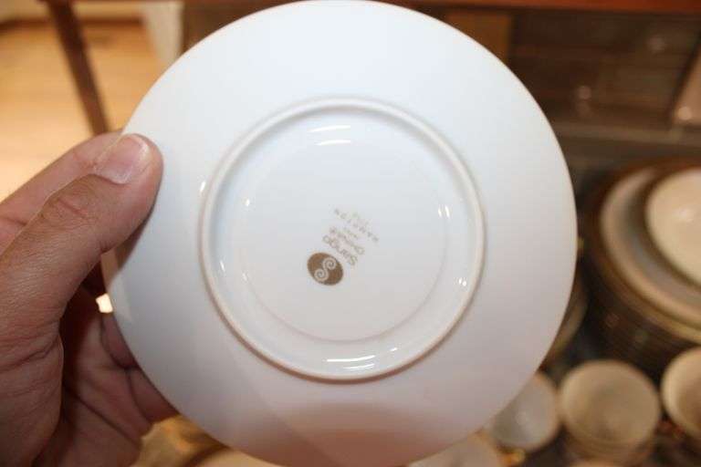 Sango Hampton China Set - Auction Ohio
