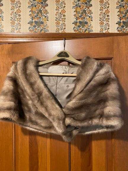 Juan De Cirota: Mink Shawl Wrap - Auction Ohio