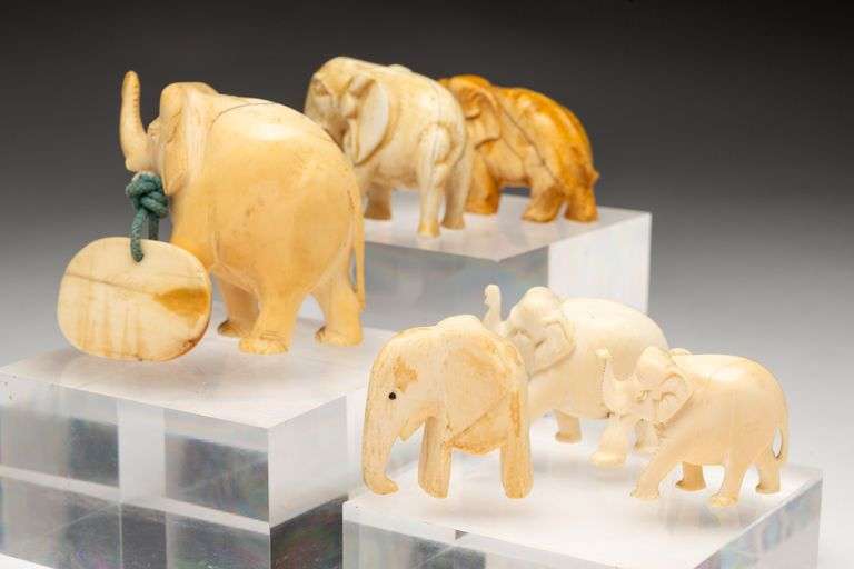 SEVEN MINIATURE ELEPHANT CARVINGS. - Auction Ohio