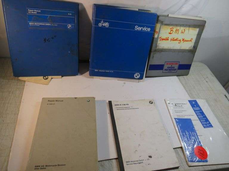 Service bulletin binder, Service manual, wiring circuit drawings ...