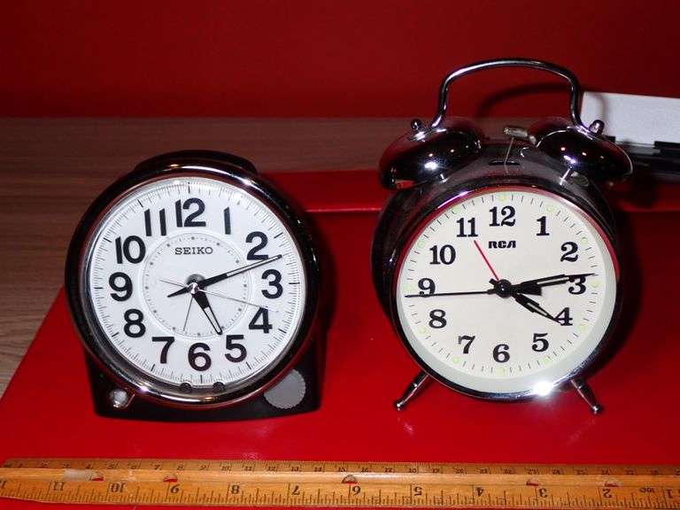 Two Desktop Quartz Alarm Clocks Tested - RCA & SEIKO - Auction Ohio