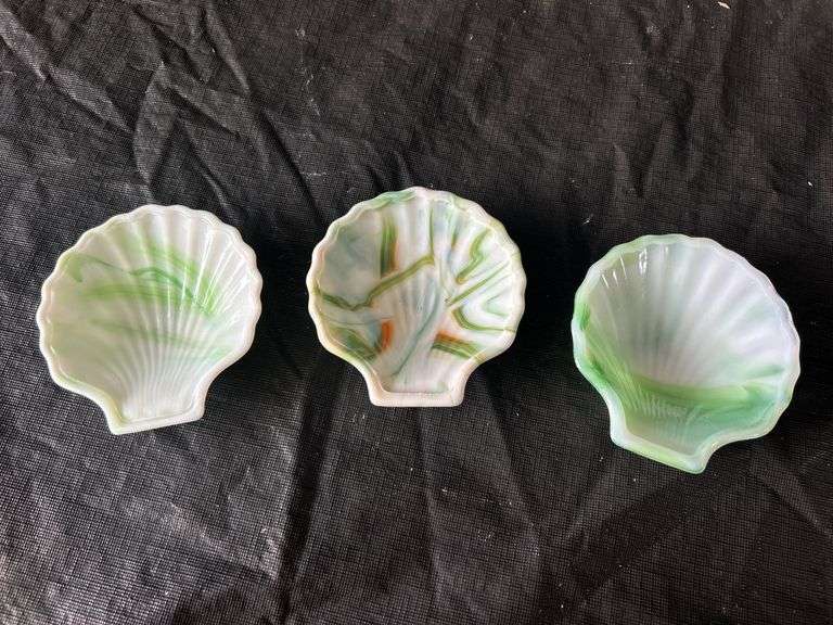 Akro Agate Shell Trinket Dishes - Auction Ohio