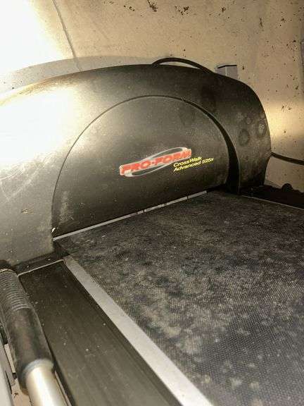 Pro-Form Crosswalk Advanced 525X Treadmill - Auction Ohio