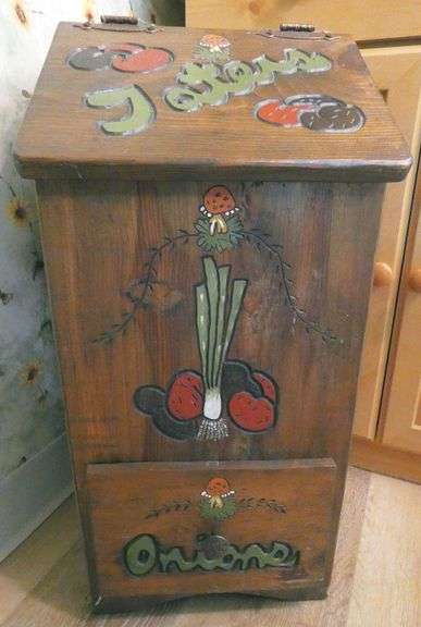 Freestanding Cart and Tater Holder - Auction Ohio