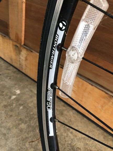 Trek Lexa Alpha Aluminum Bike - Auction Ohio