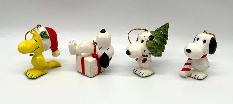 United Feature Syndicate - Peanuts Ornaments - Auction Ohio