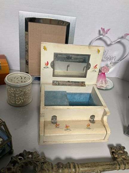 Miscellaneous Decor - Auction Ohio