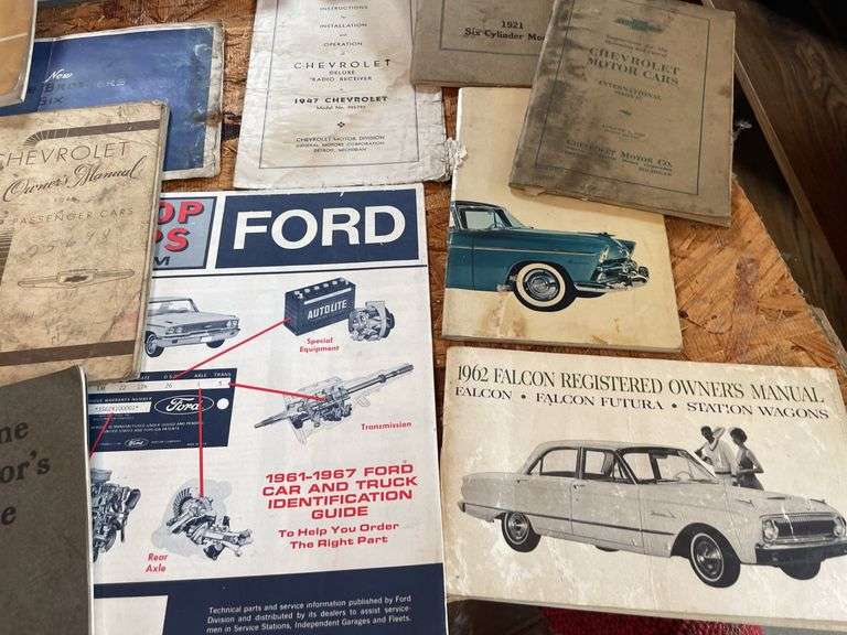 Early Car Manuals - Auction Ohio