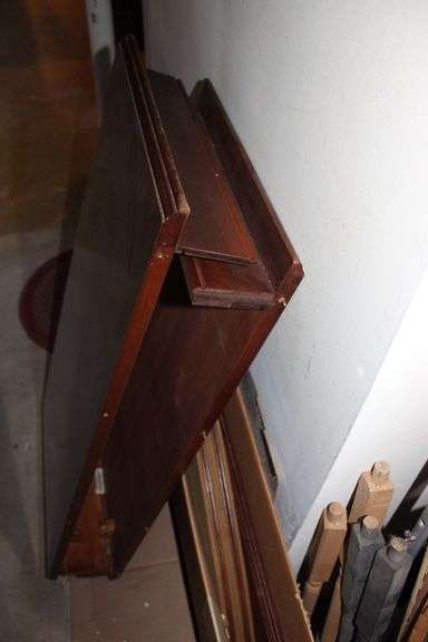 Tell City Maple Dining Table - Auction Ohio