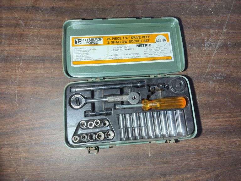 Pittsburgh Quarter Inch Drive Socket Set - Auction Ohio