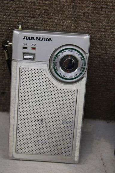 Transistor Radios by Soundesign, GE, and York - Auction Ohio