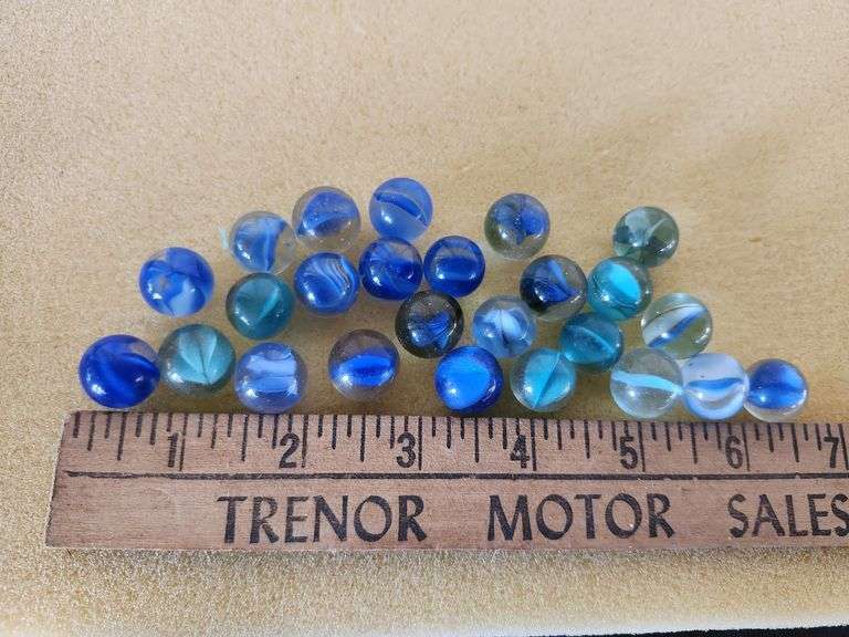 25 Ct. Vintage Blue Marbles - Auction Ohio