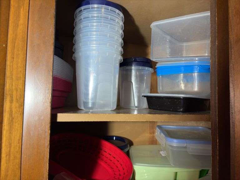 Plastic Containers and Miscellaneous - Auction Ohio