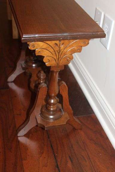 Victorian Console Table - Auction Ohio
