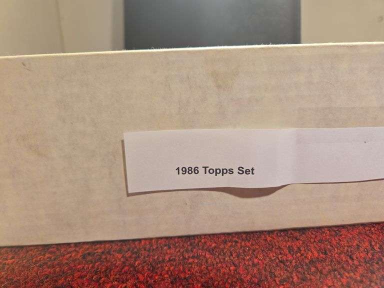 1986 Topps Set - Auction Ohio