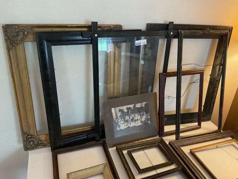 Antique Frames - Auction Ohio