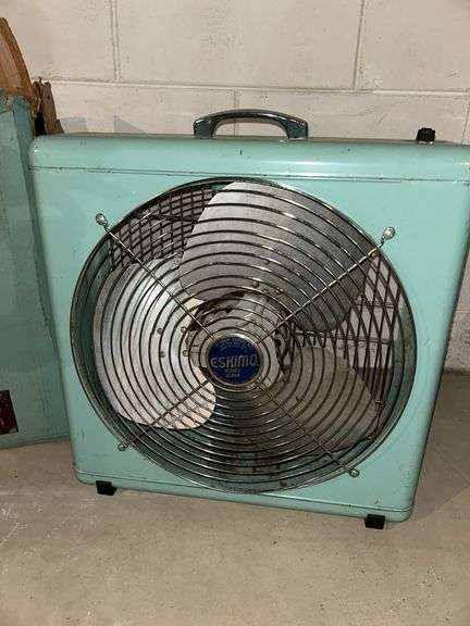 Eskimo Metal Vintage Box Fan - Auction Ohio