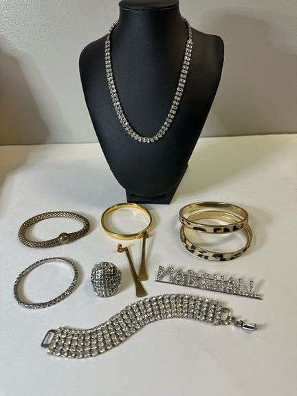 A Bit of Bling - Auction Ohio