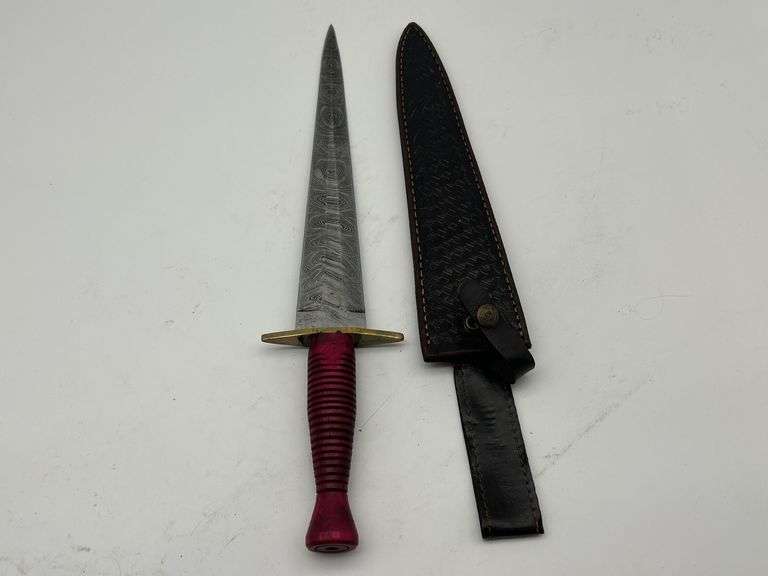New MHS Cutlery Damascus Dagger with Ribbed Wood Handle and Sheath ...
