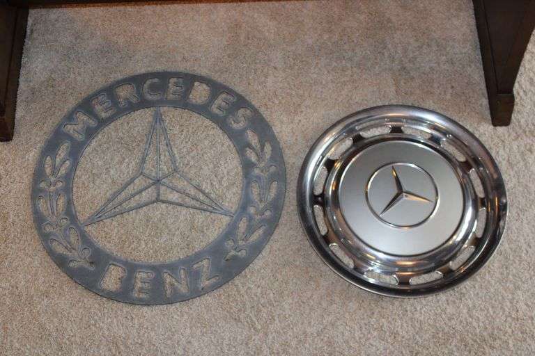 Mercedes Benz Emblem & Hubcap - Auction Ohio
