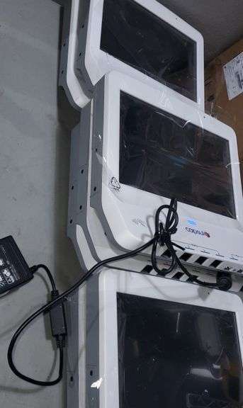 Lot of 25 Capsule SmartLinx Neuron 2 Touch Screen Monitor - Auction Ohio