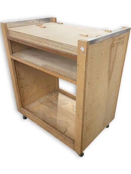WOODWORKING CART. - Auction Ohio