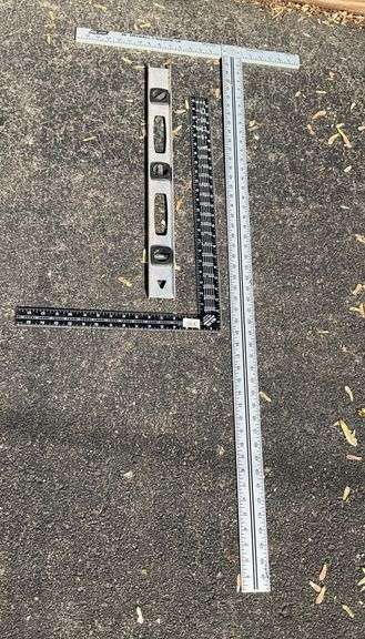 Measuring Tools and Level - Auction Ohio